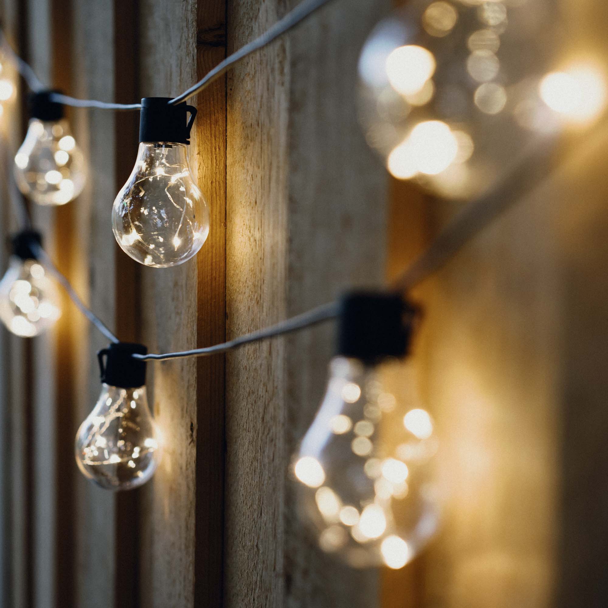 PARTY-LICHTERKETTEN – Hellum Direkt